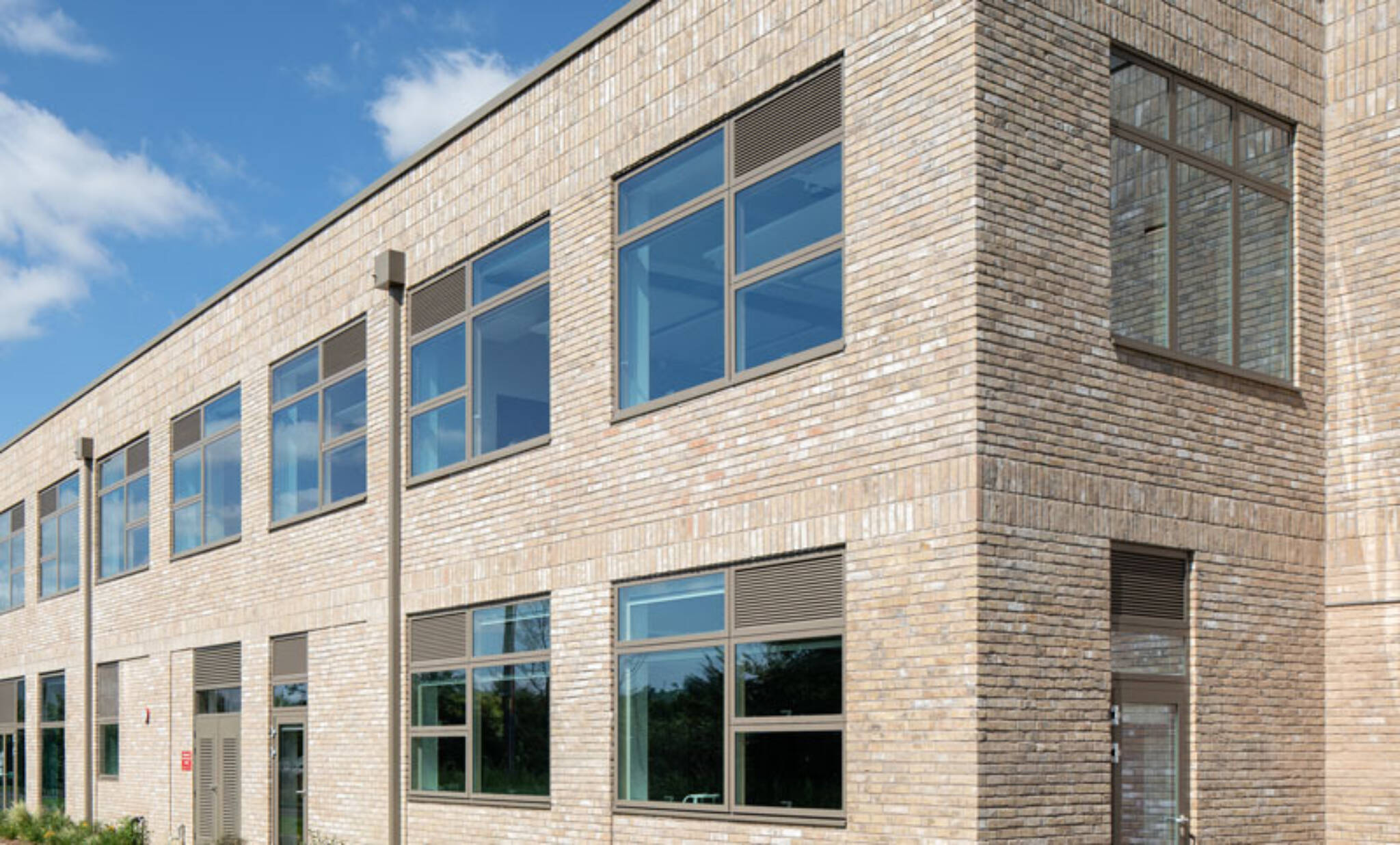Melksham Oak Community School | Crest Brick… | Brickability Group PLC